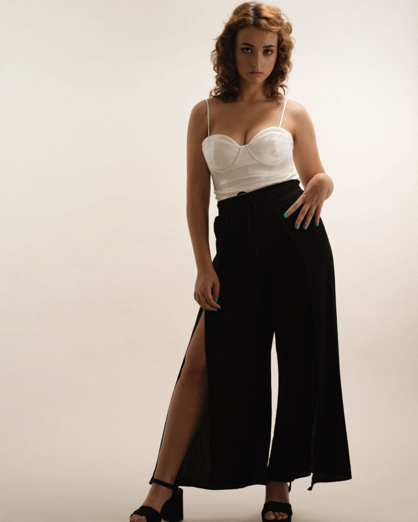 Mar Carrasco – MODELO / ACTRIZ / FIGURANTE / GUIONISTA